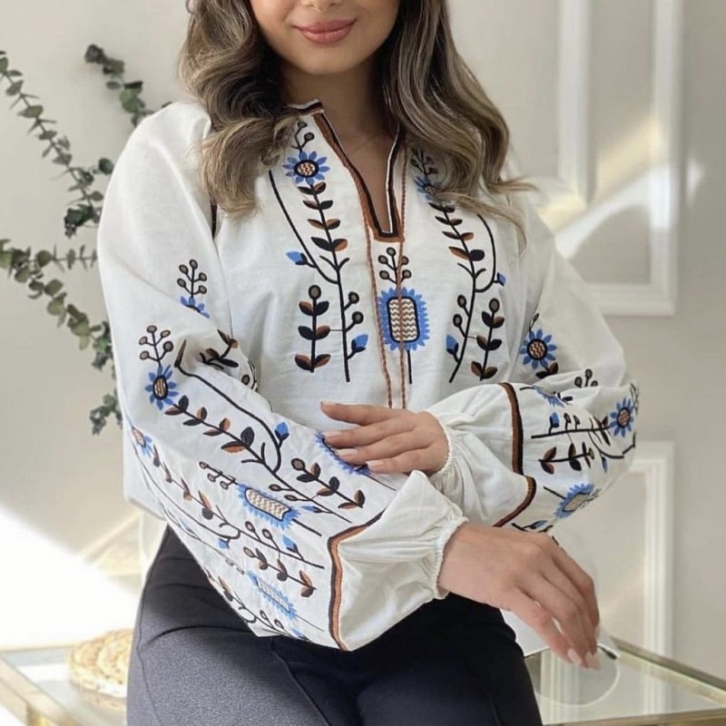 IE Traditionala Moderna - Croiuri & Design Autentic, materiale naturale.